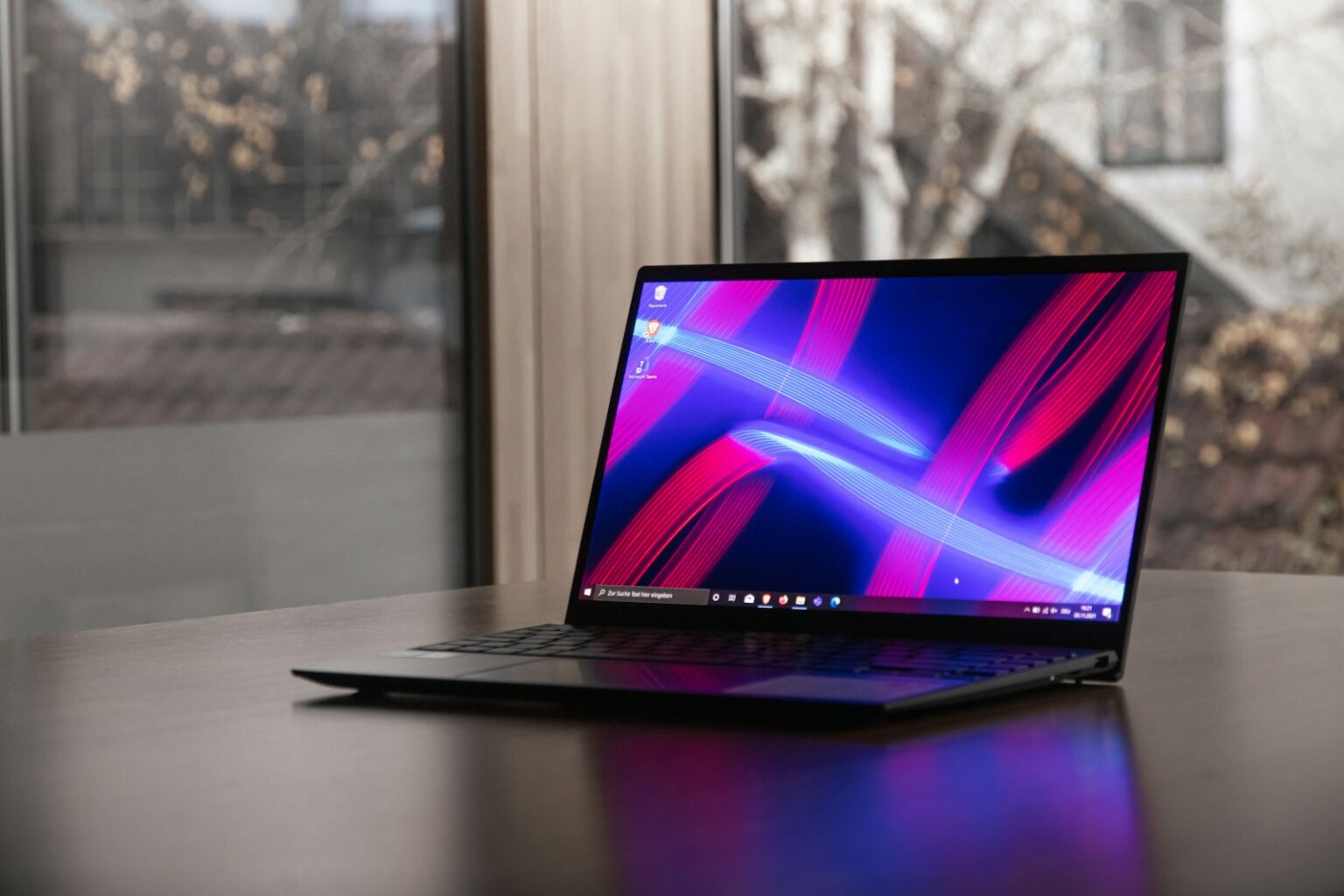 Best OLED Laptops 2025: Top Models for Exceptional Display Quality ...